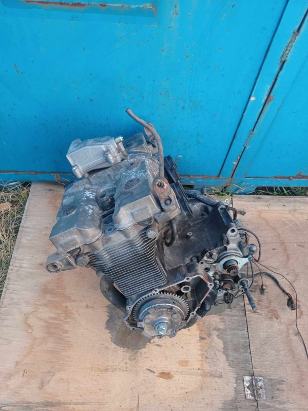 Suzuki Gsxf Bandit 400 motorblokk – Szolnoki Motorbontó