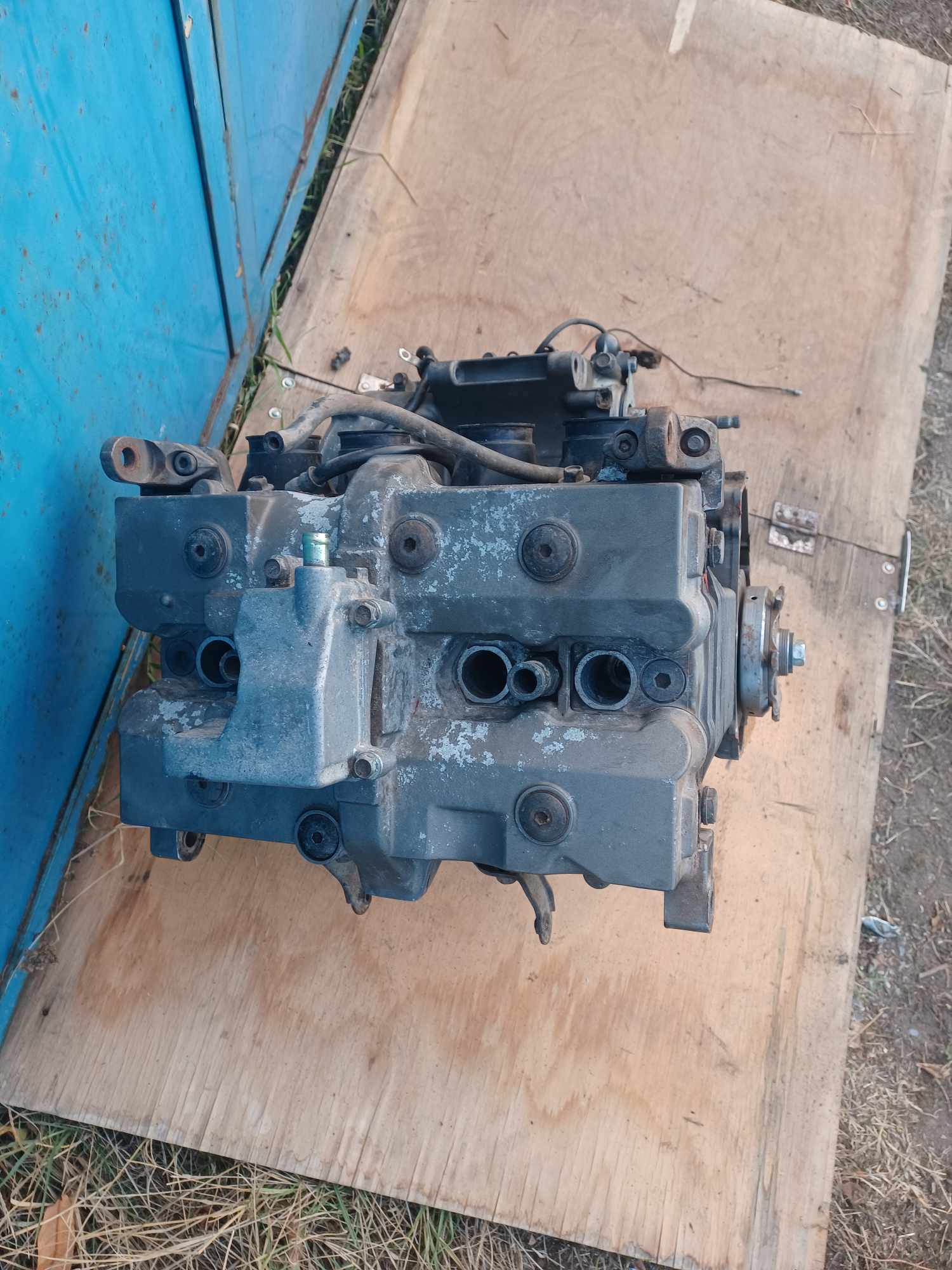 Suzuki Gsxf Bandit 400 motorblokk – Szolnoki Motorbontó